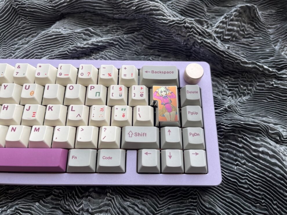 Nishikigi Chisato ISO Enter keycaps – TTKCAP