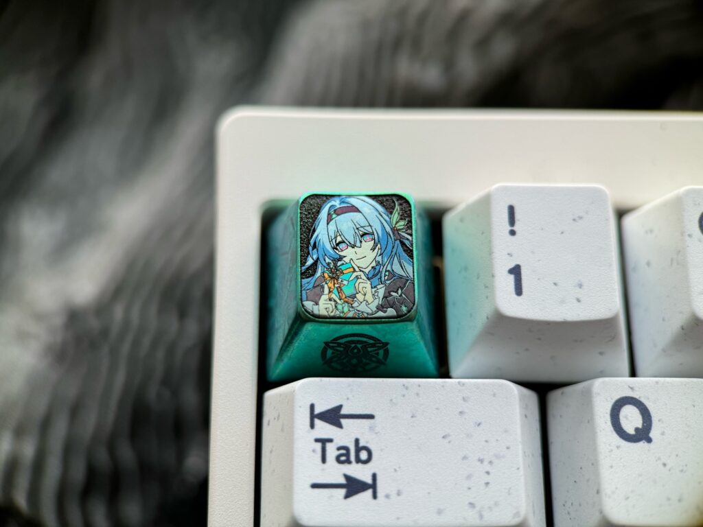 TTKCAP – Titanium keycaps, cups, badges, pens and other titanium products.