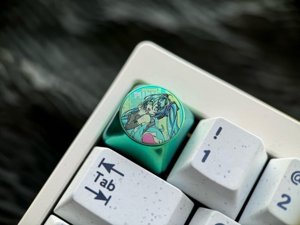 Hatsune Miku Round Titanium Keycaps – TTKCAP