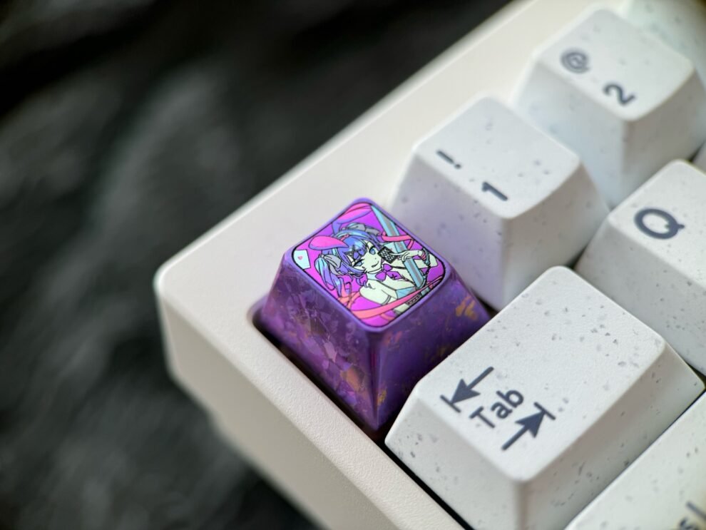 Hatsune Miku Rabbit Hole Titanium Keycaps – TTKCAP